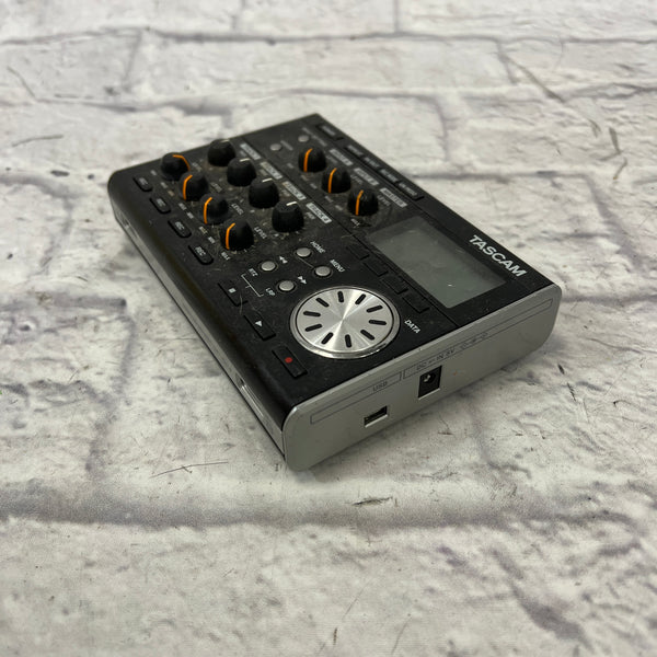 Tascam DP-004 Pocketstudio Digital Recorder - Evolution Music