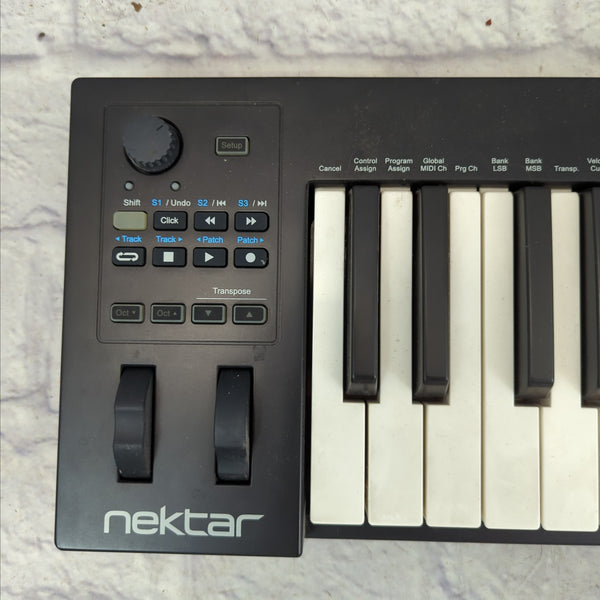 Nektar Impact GX61 USB MIDI Keyboard Controller - Evolution Music
