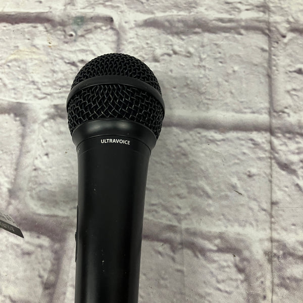 Behringer XM1800S Dynamic Microphone - Evolution Music