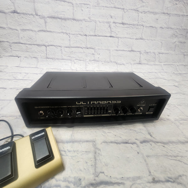 Behringer BXD3000H Bass Amp Head with Footswitch - Evolution Music