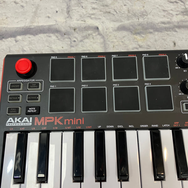 Akai MPK Mini - Evolution Music