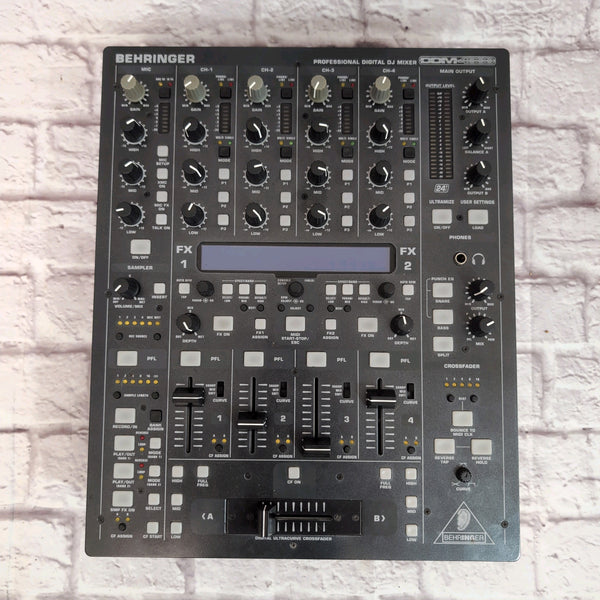 Behringer DDM4000 Professional 4-Channel Digital DJ Mixer with Sampler ...