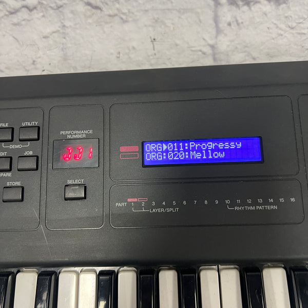Yamaha MX49 49-Key Synthesizer with Power Supply - Evolution Music