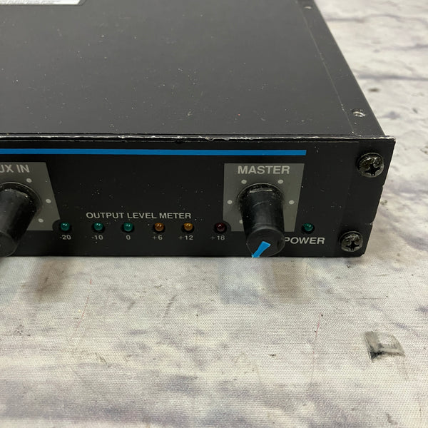 Shure SCM268 Microphone Mixer - Evolution Music