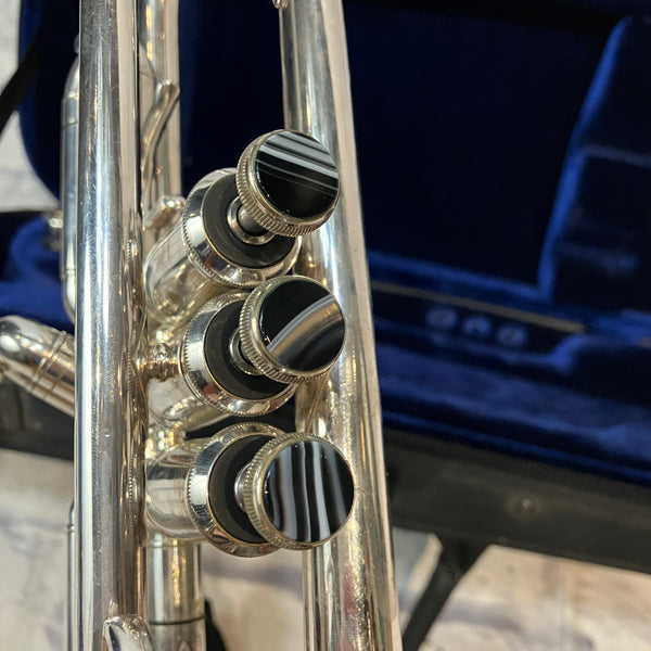 Bach Stradivarius Model 37 Trumpet w/ case - Evolution Music
