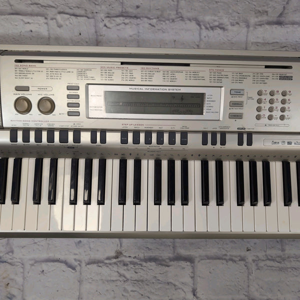 Casio WK-200 76-Key Electronic Keyboard - Evolution Music
