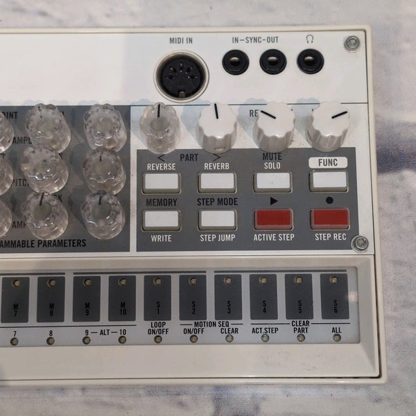 Korg Volca Sample Digital Sampler & Sequencer - Evolution Music