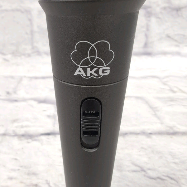 AKG D590S Dynamic Vocal Microphone with Switch - Evolution Music