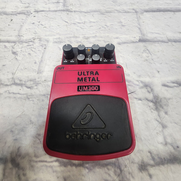 Behringer UM300 Ultra Metal Distortion Pedal - Evolution Music