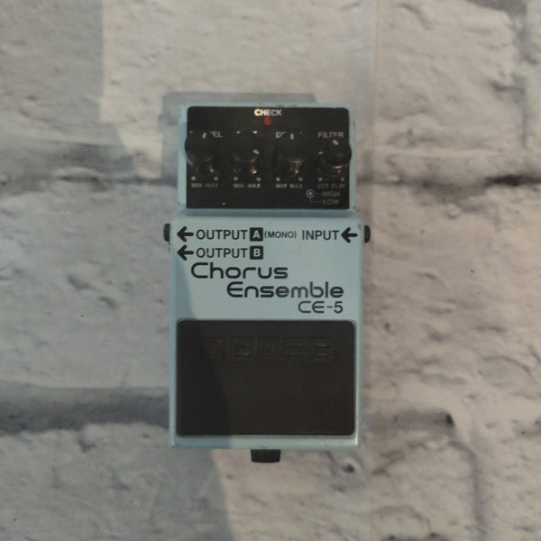 Boss CE-5 Chorus Ensemble Pedal - Evolution Music