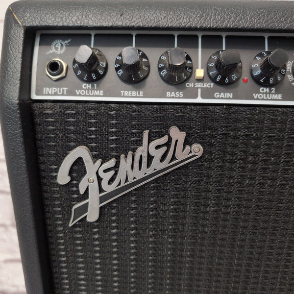 Fender FM 65 DPS 2-Channel 65-Watt 1x12" Solid State Guitar Combo w/ E ...