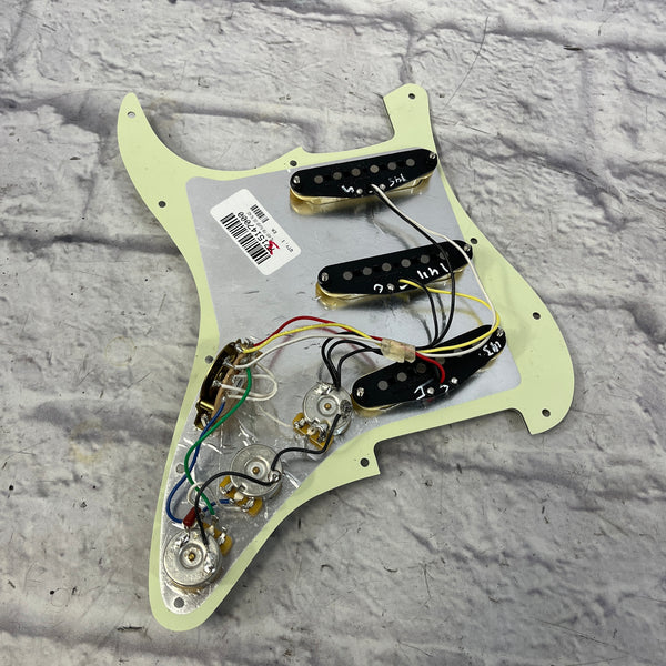 Fender Player FSR Stratocaster Loaded Mint Pickguard Tex-Mex SSS ...