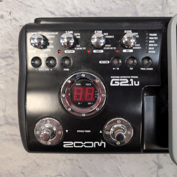 Zoom G2.1u Multieffects Pedal - Evolution Music