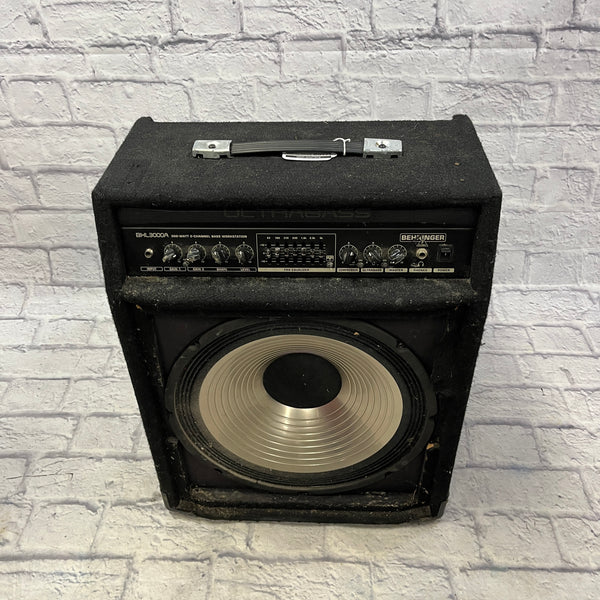 Behringer BXL3000A Ultrabass 1x15 Bass Combo Amp - Evolution Music