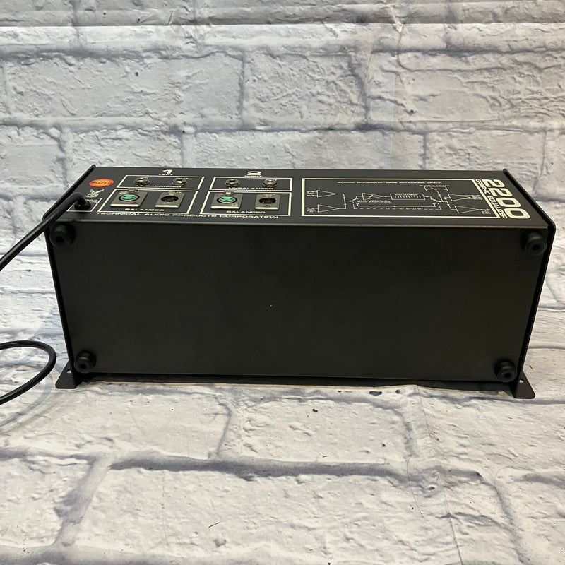 Tapco 2200 Graphic Equalizer Rack EQ - Evolution Music