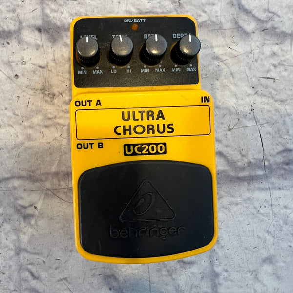 Behringer UC200 Ultra Chorus Pedal - Evolution Music