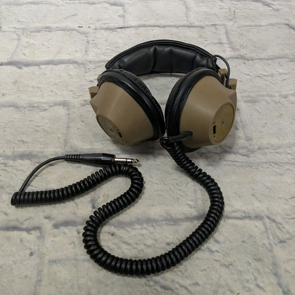 Realistic Nova 40 Stereo Headphones - Evolution Music