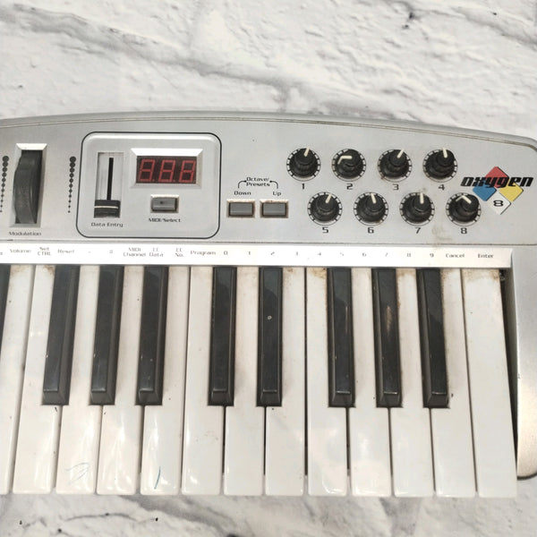 M Audio Oxygen 8 Midi Controller - Evolution Music