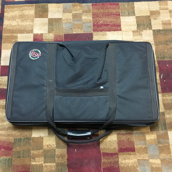SKB PS-25 Powered Pedal Board w. Bag - Evolution Music