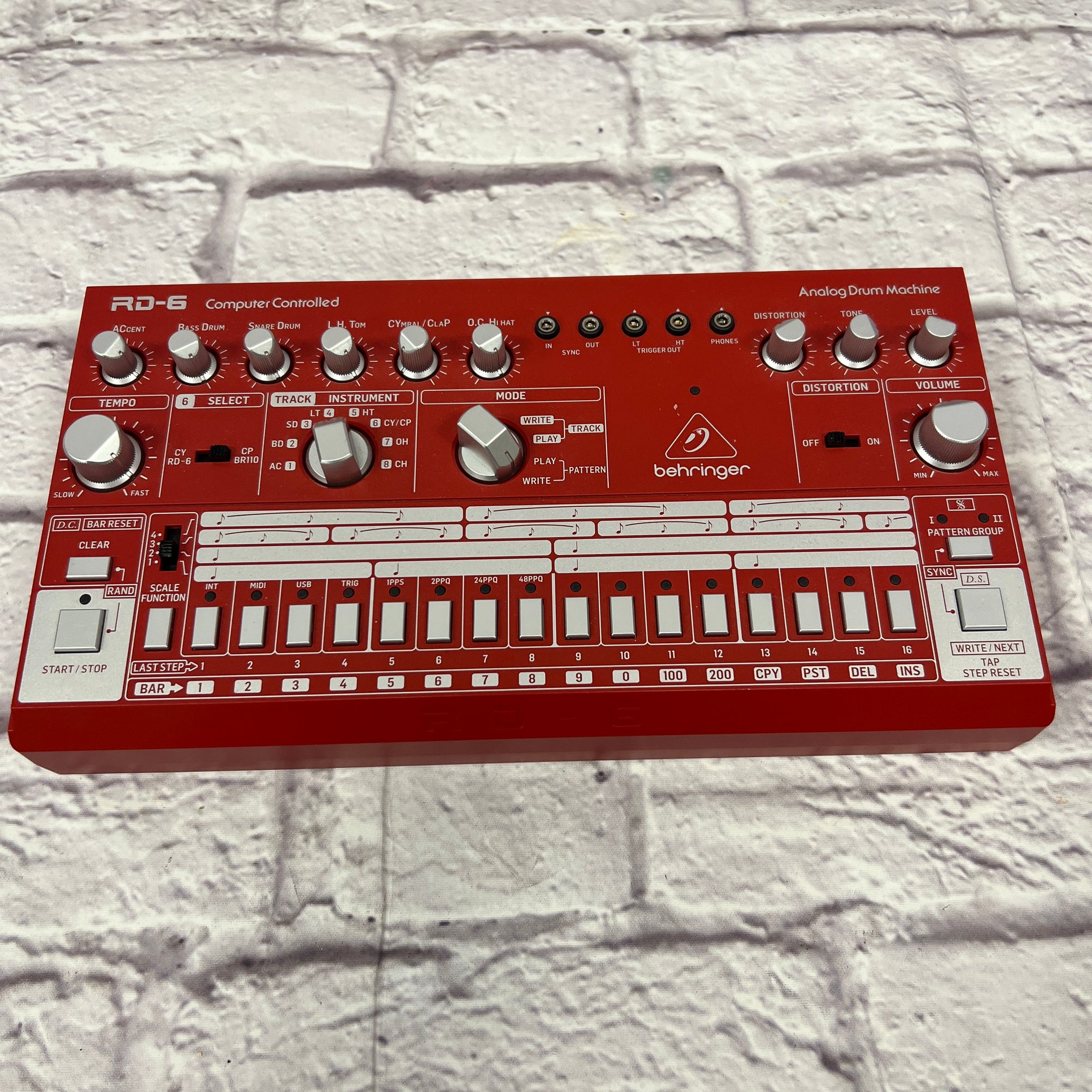 Behringer RD-6 Analog Drum Machine - Evolution Music