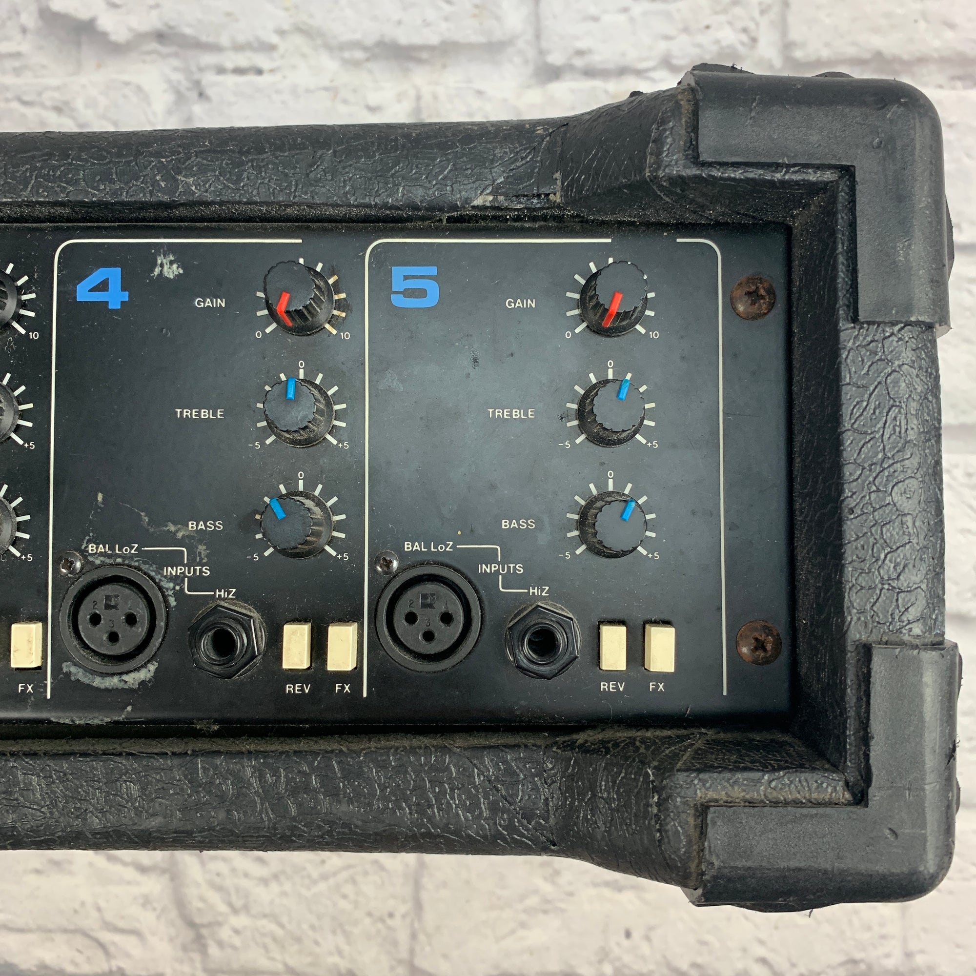 Laney Theatre 150T X5 Powered Mixer Scratchy Pots - Evolution Music