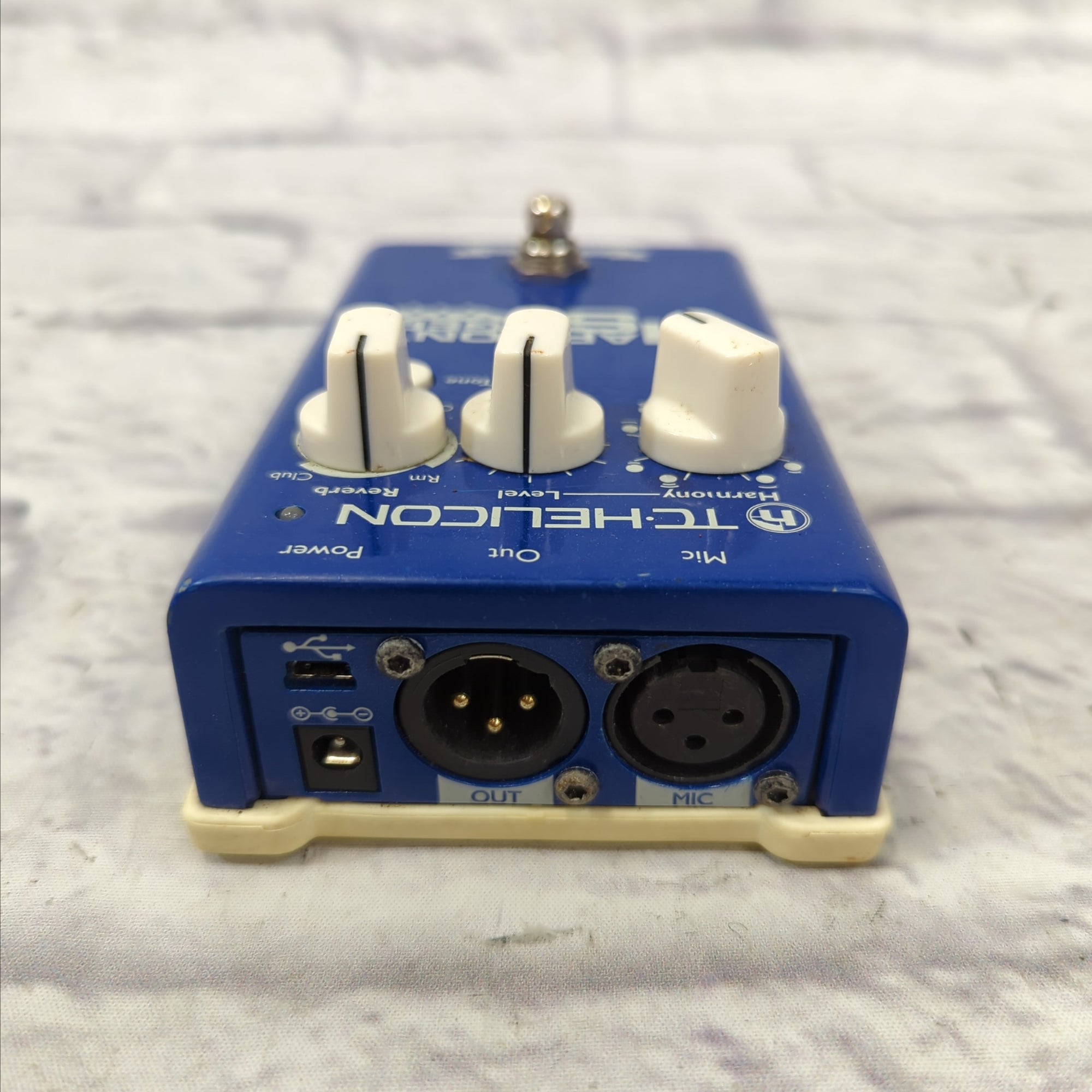 TC Helicon Harmony Singer Vocal Effects Pedal - Evolution Music