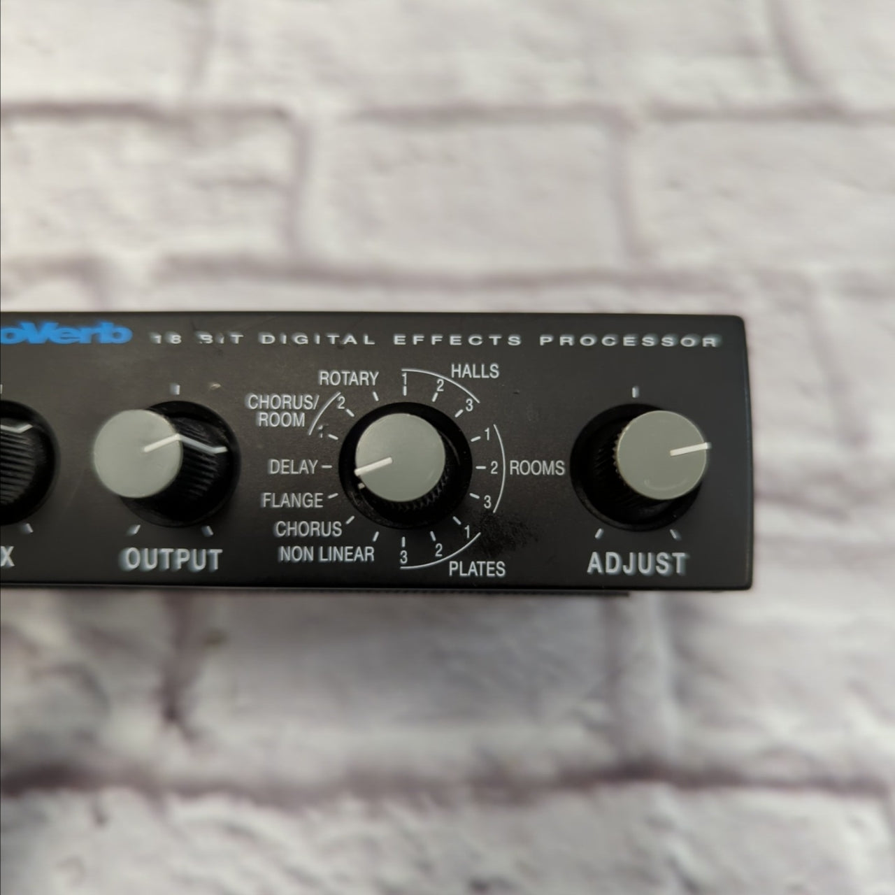 Alesis Nanoverb Digital Effects Processer - Evolution Music