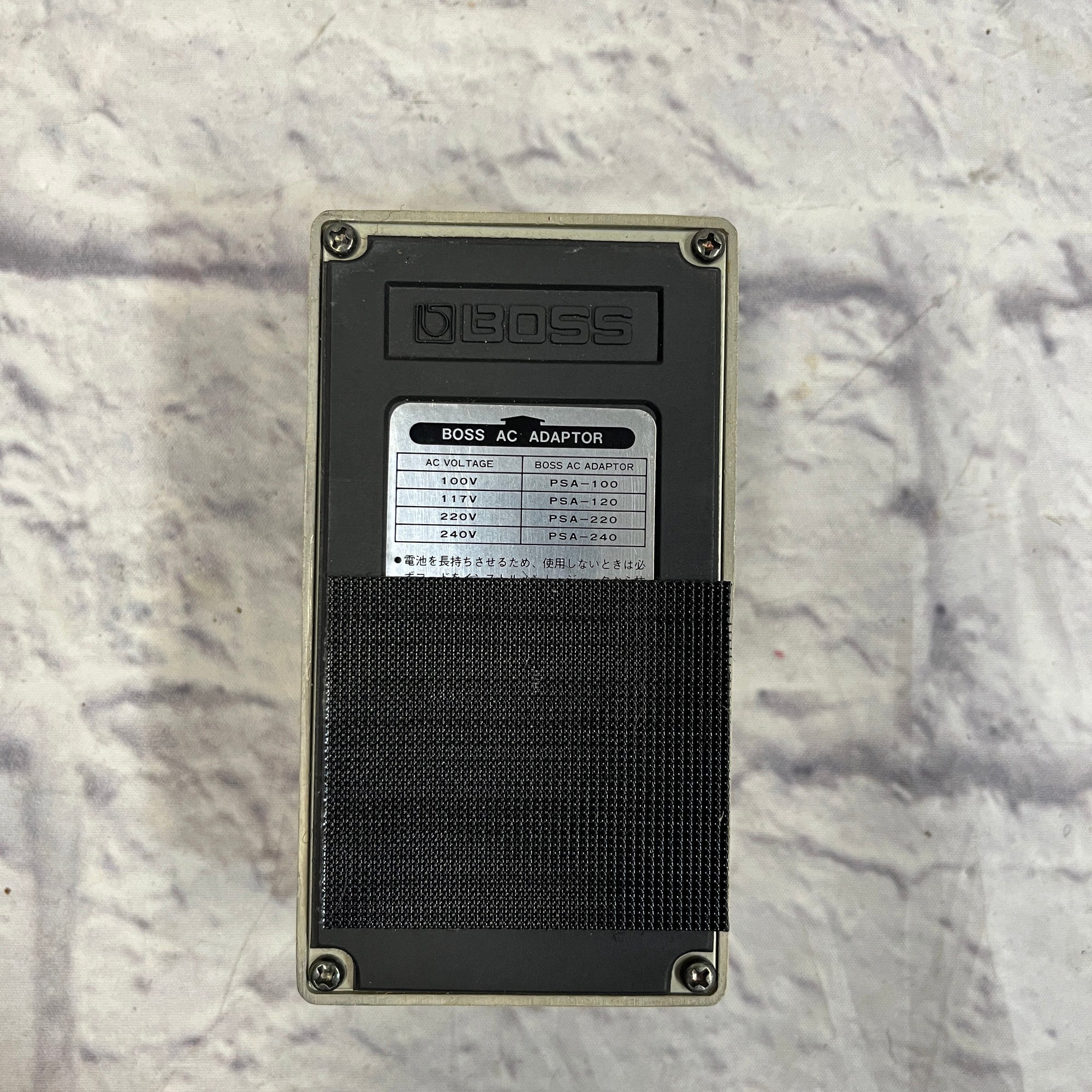 Boss AW-2 Auto Wah Pedal with Box - Evolution Music