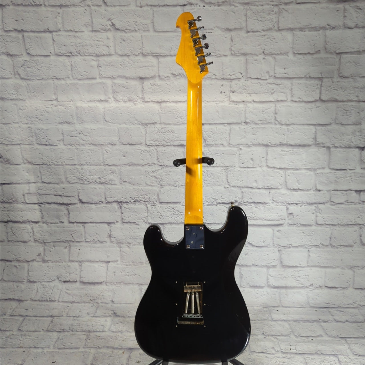 Spectrum Strat Style Sunburst Electric Guitar - no output - Evolution Music