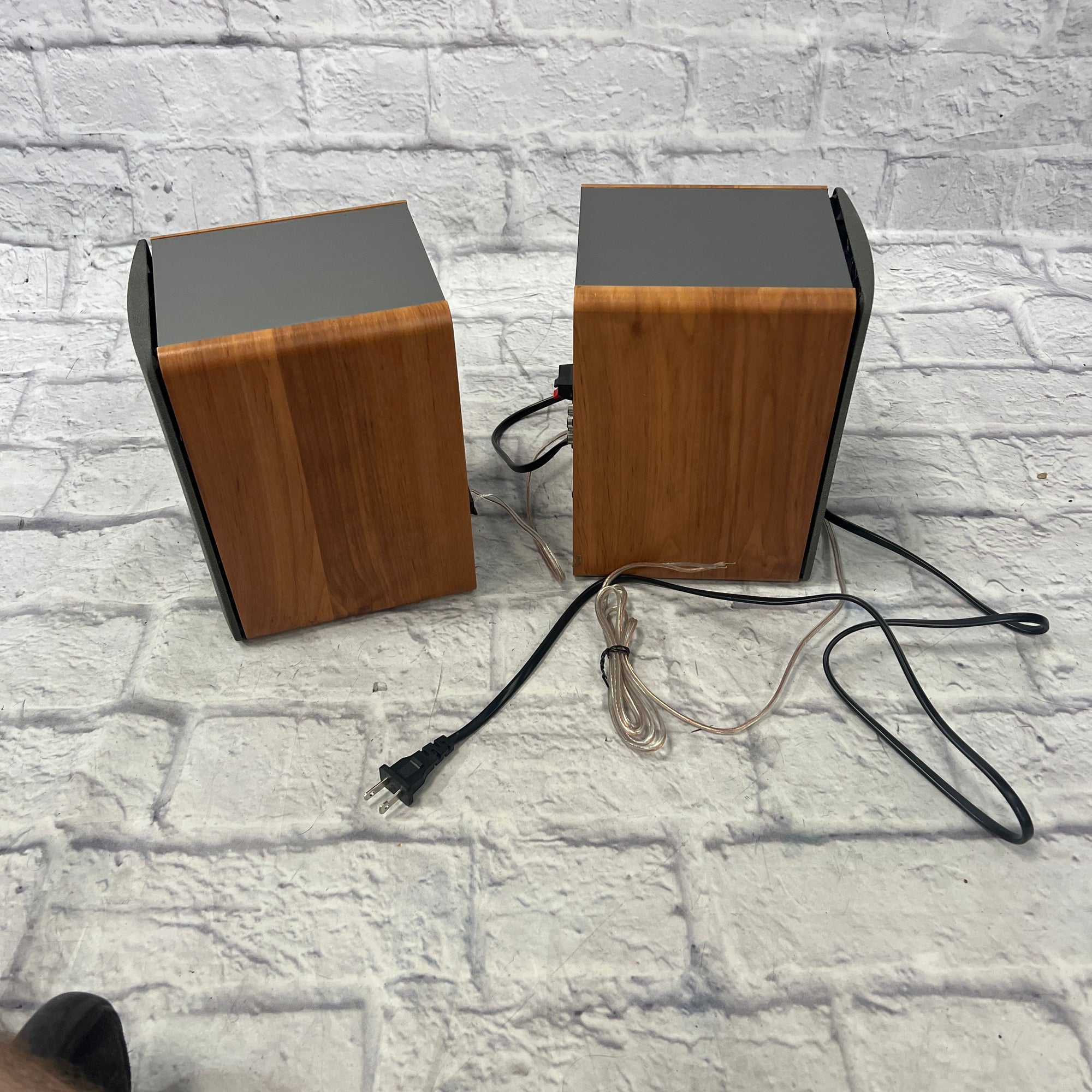 Edifier Bookshelf Home Audio Speakers - Evolution Music