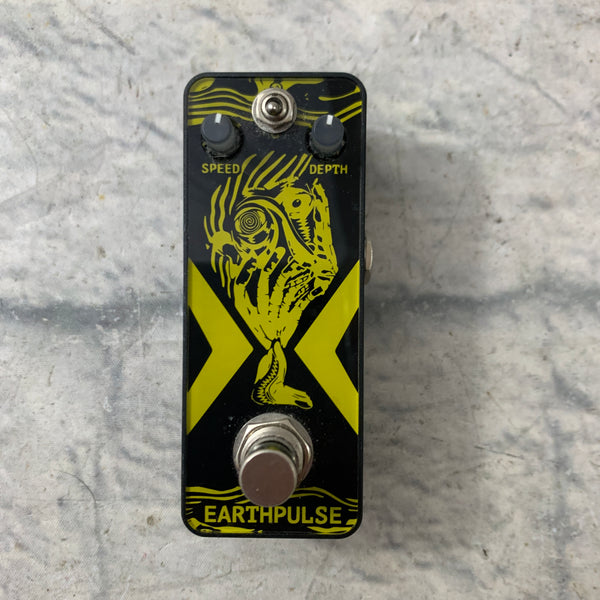 Swiff Earthpulse Tremolo Pulsator Pedal - Evolution Music