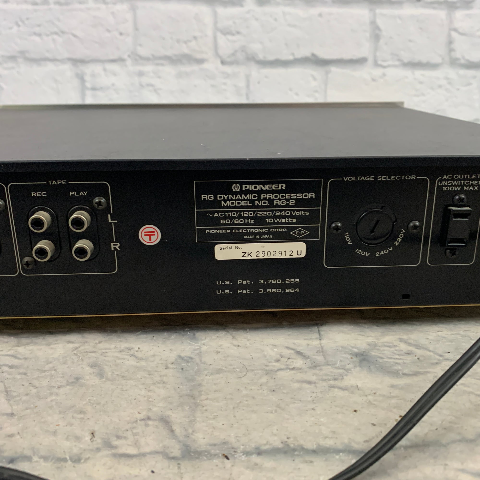 Pioneer RG-2 Dynamic Processor - Evolution Music