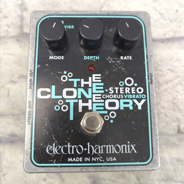 Electro-Harmonix The Clone Theory Chorus Pedal - Evolution Music
