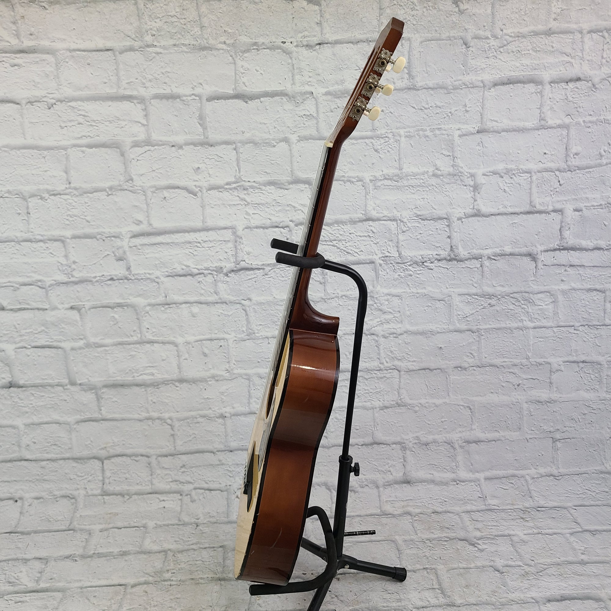 Synsonics FG908N 3/4 Size Classical Acoustic Guitar Synsonics FG908N 3/4 Size Classical Acoustic Guitar