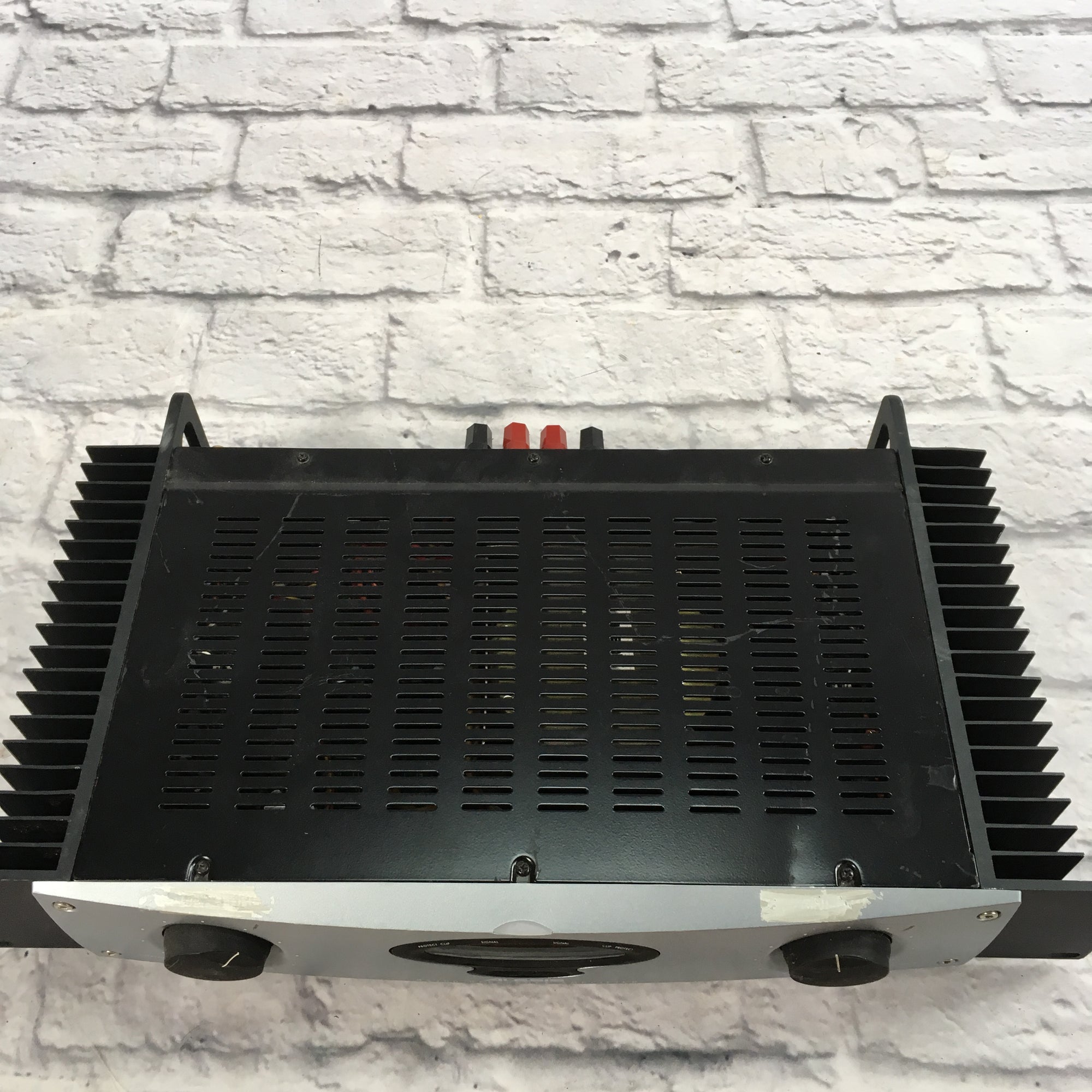 Alesis RS300 Power Amp - Evolution Music