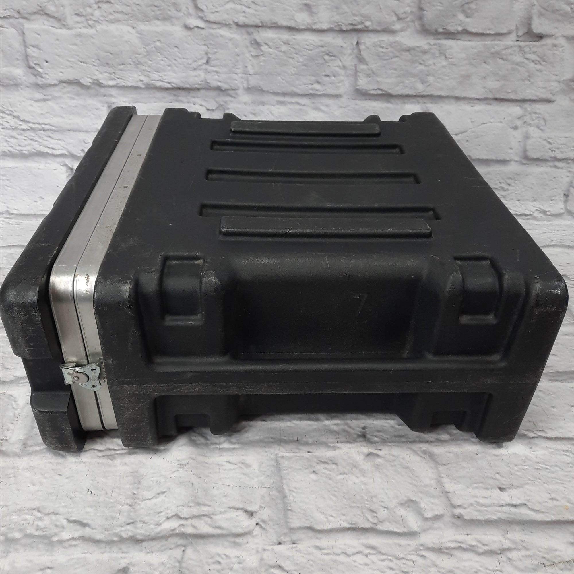 SKB 4U Molded Roto Rack Case - Evolution Music