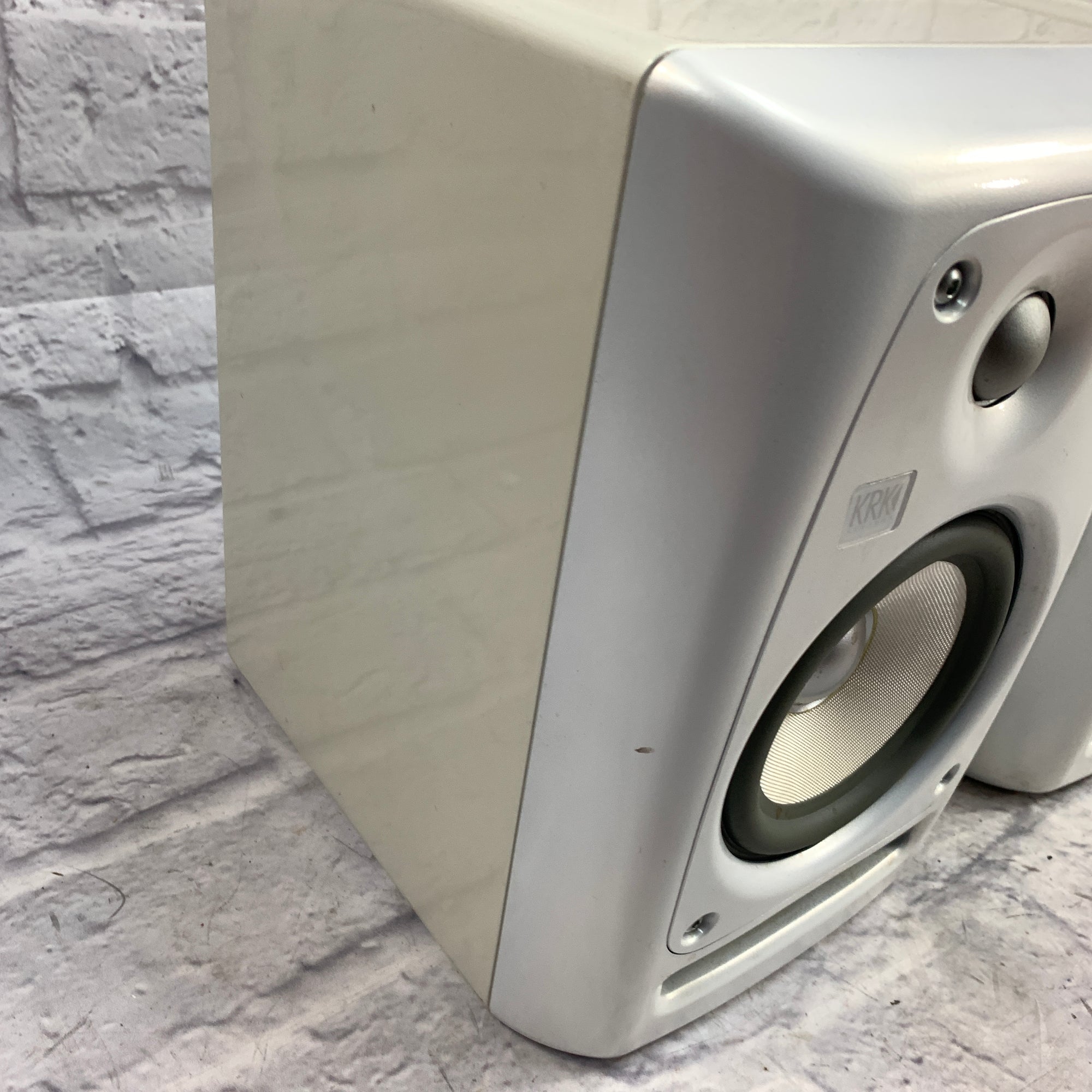 KRK Rokit RPG2 White Studio Monitor Pair - Evolution Music