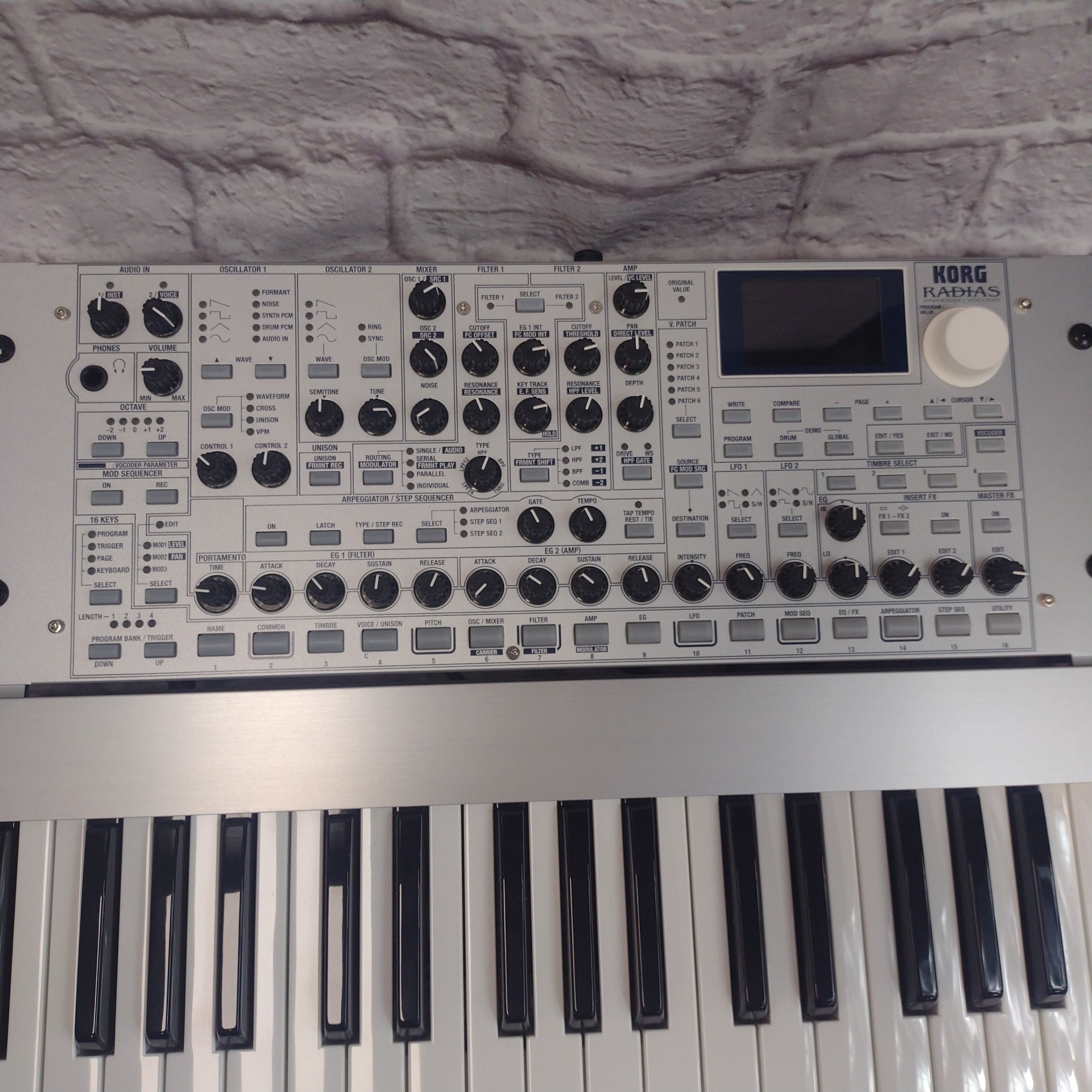 Korg Radias Synth Module with RD-KB Keyboard - Evolution Music