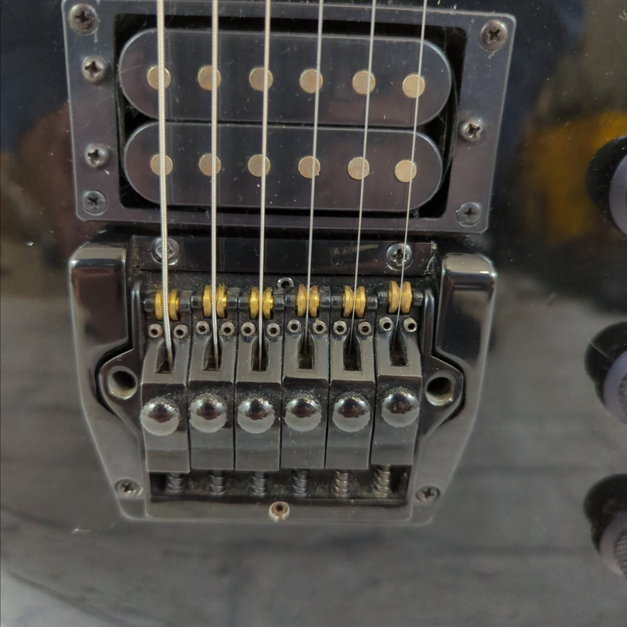 Vintage Lotus L695B Electric Guitar MIJ with Accutune Bridge ...