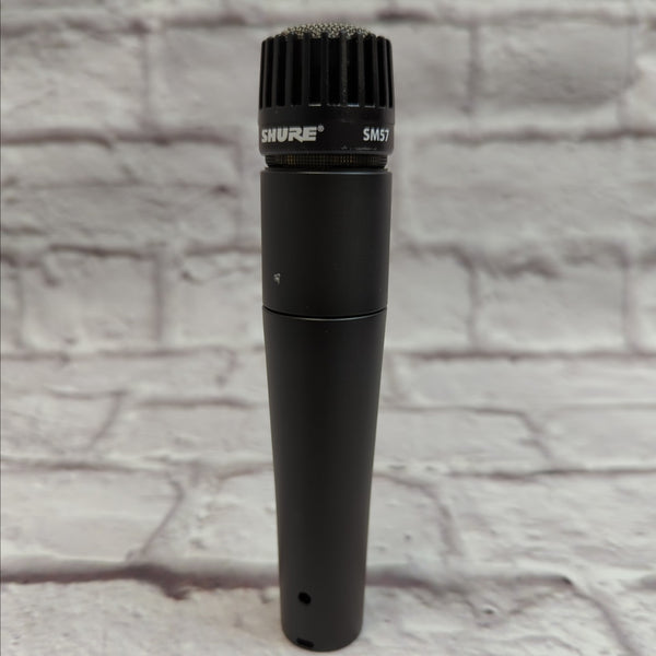 Shure SM57 w/ Box Microphone - Evolution Music