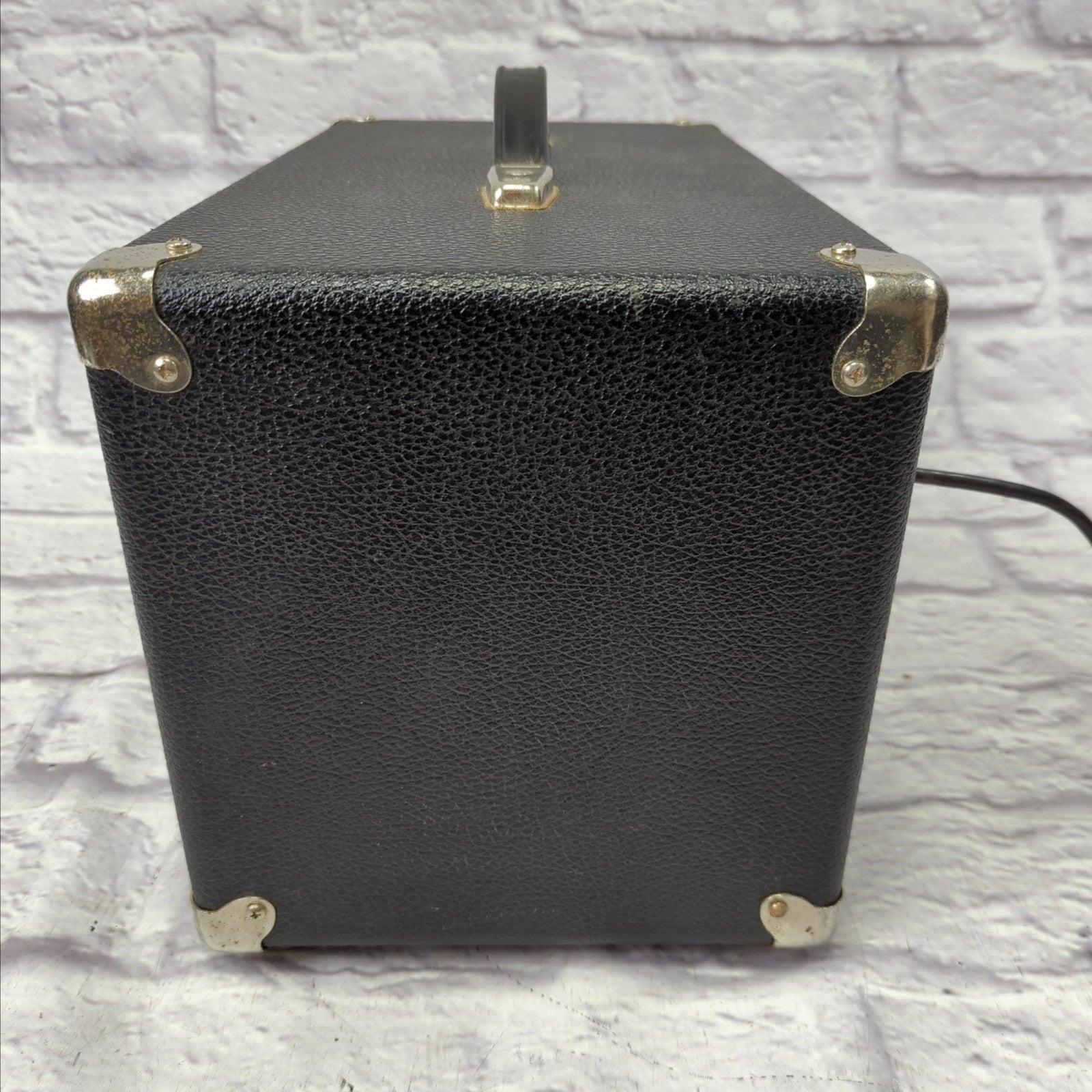 Fender 3016 6-Channel 350 Watt Powered Mixer - Evolution Music