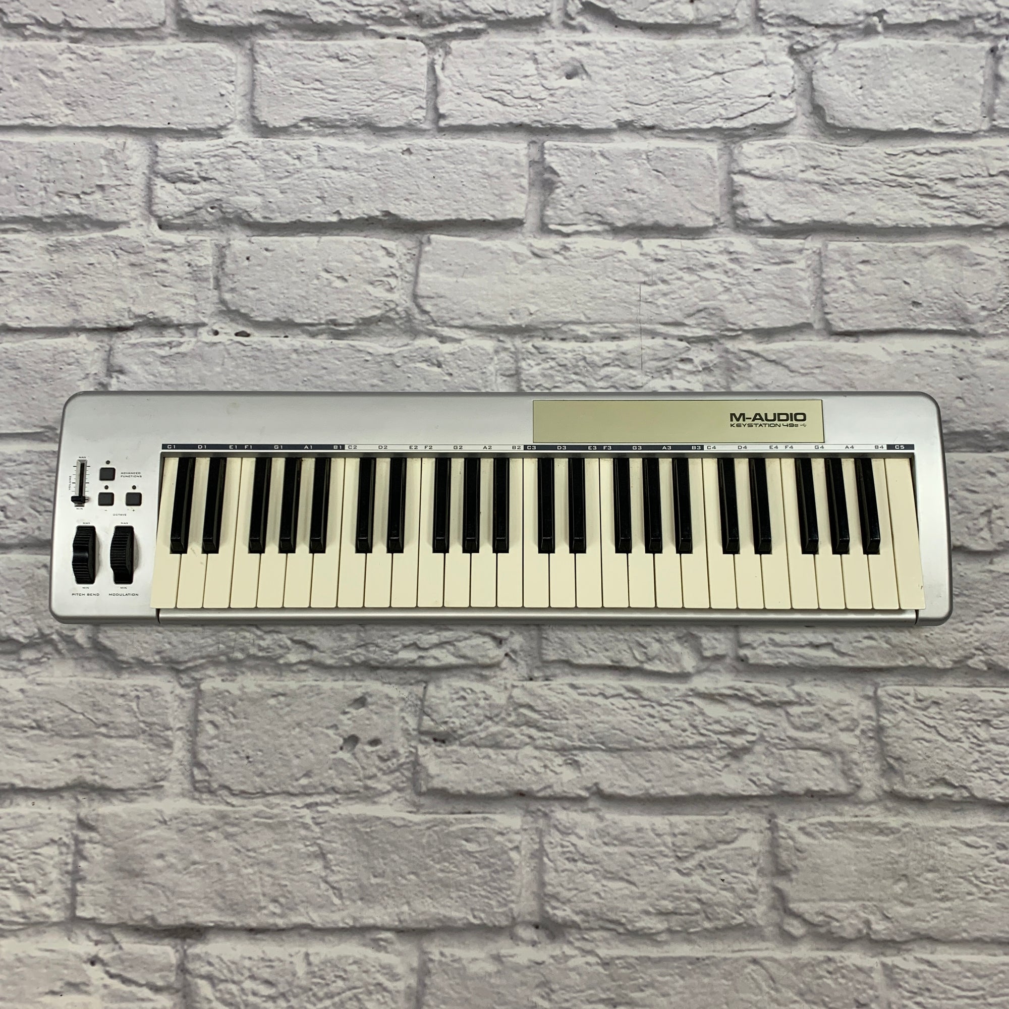 M-Audio Keystation 49e MIDI Controller - Evolution Music