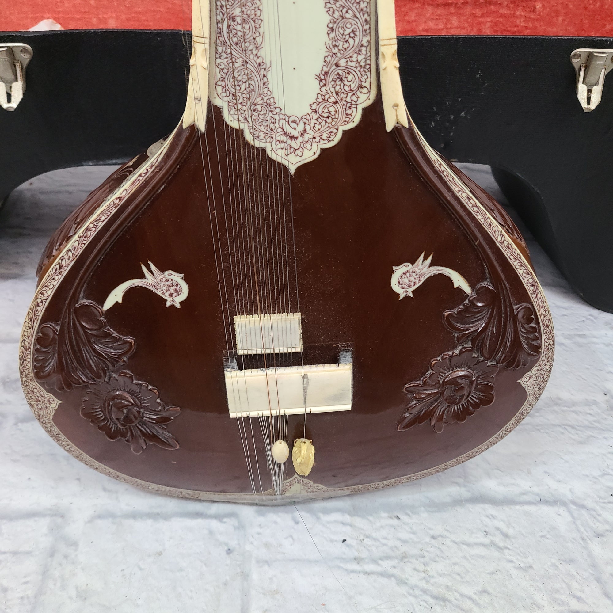 Pakrashi Sitar with Hard Case and Accessories - Evolution Music