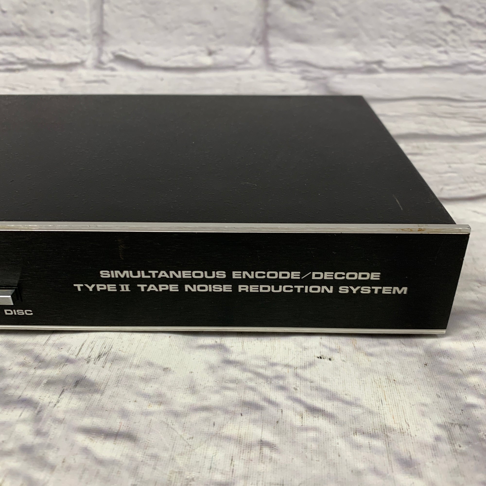 DBX Model 224 Type II Tape Noise Reduction System - Evolution Music DBX Model 224 Type II Tape Noise Reduction System - Evolution Music