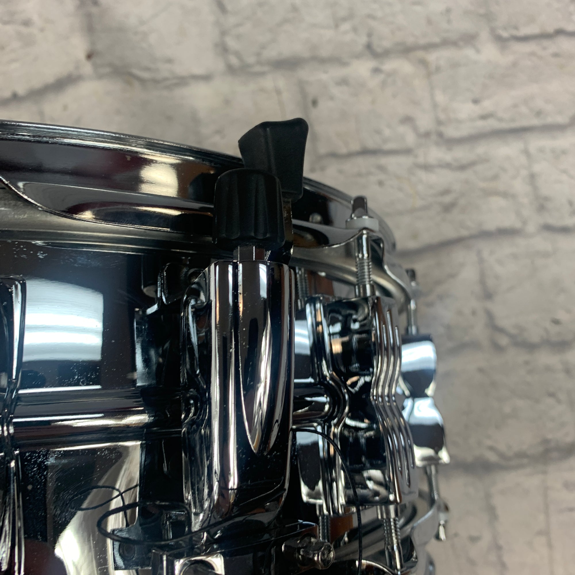 Ludwig 14 x 5 Rocker Snare Drum - Evolution Music