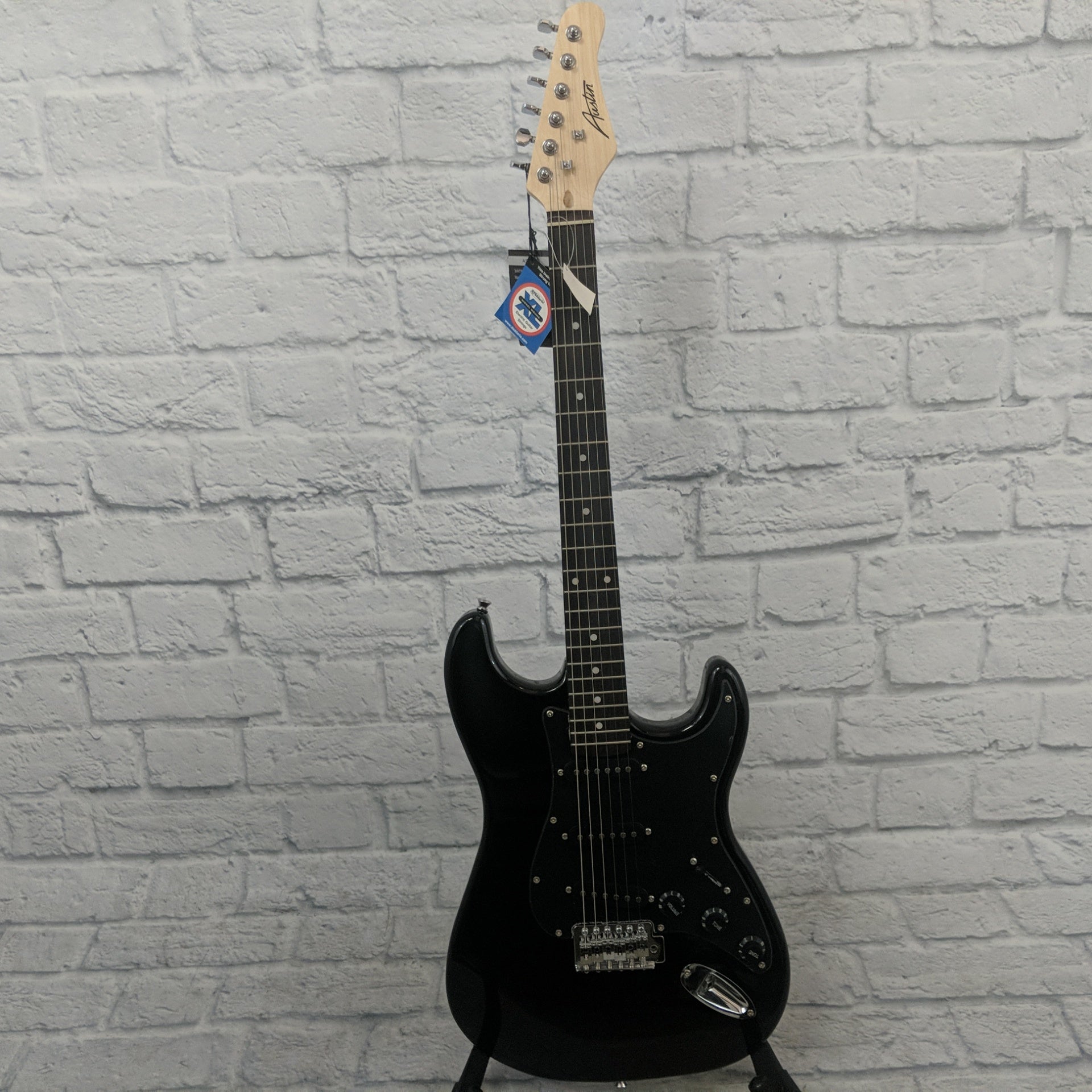 Austin AST100 Electric Guitar in Black - Evolution Music