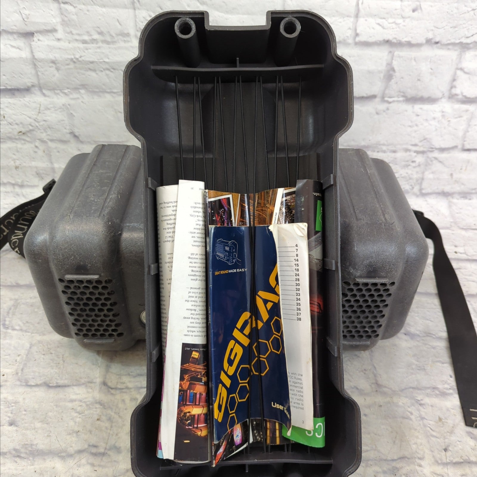 Soundcraft Gigrac 300 8-Channel 300-Watt Powered Mixer - Evolution Music