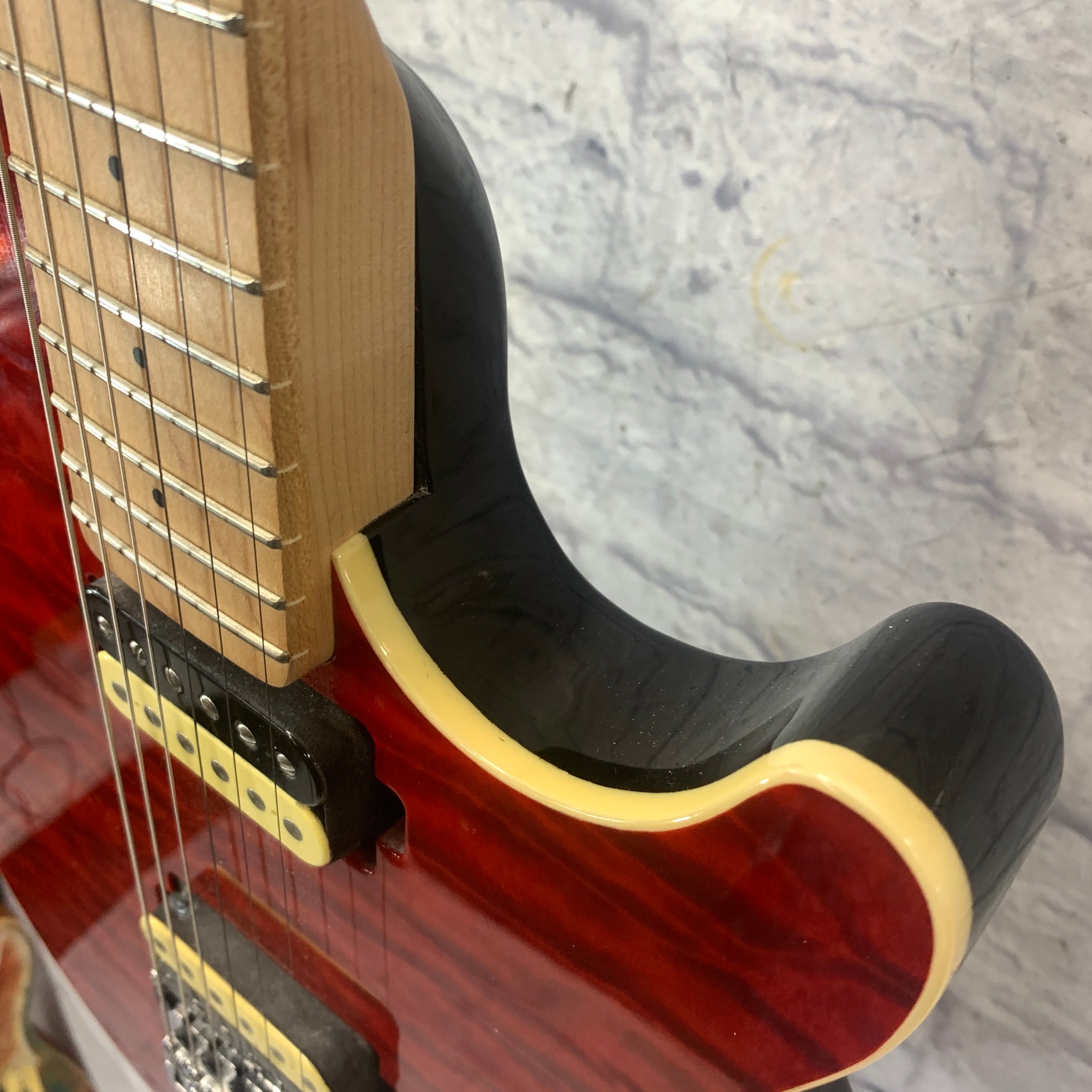 Sterling by Music Man SUB Axis AX3 Transparent Red - Evolution Music