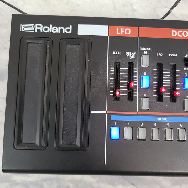 Roland Roland JU-06 Boutique Ser. Digital Synthesizer Sound Module ...