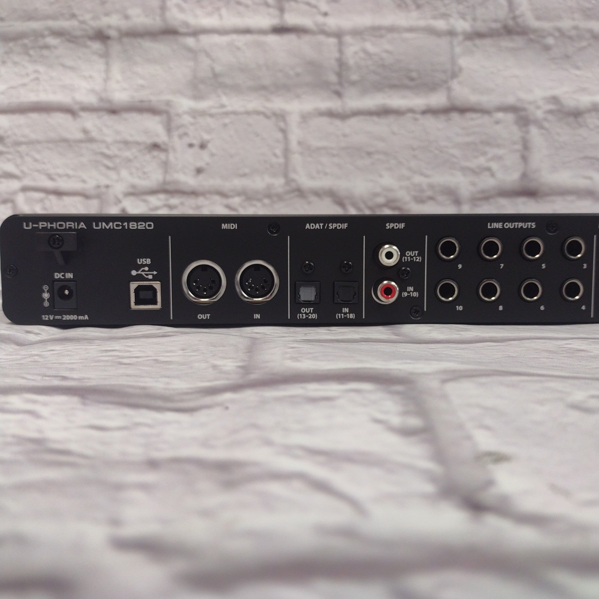 Behringer UMC 1820 Audio Interface - Evolution Music